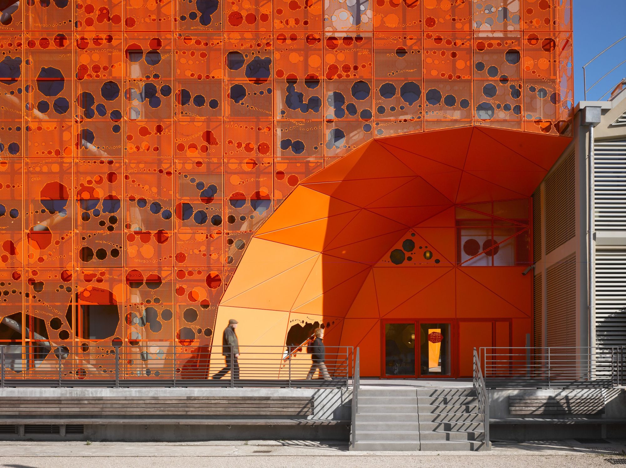 Jakob+MacFarlane - Orange Cube